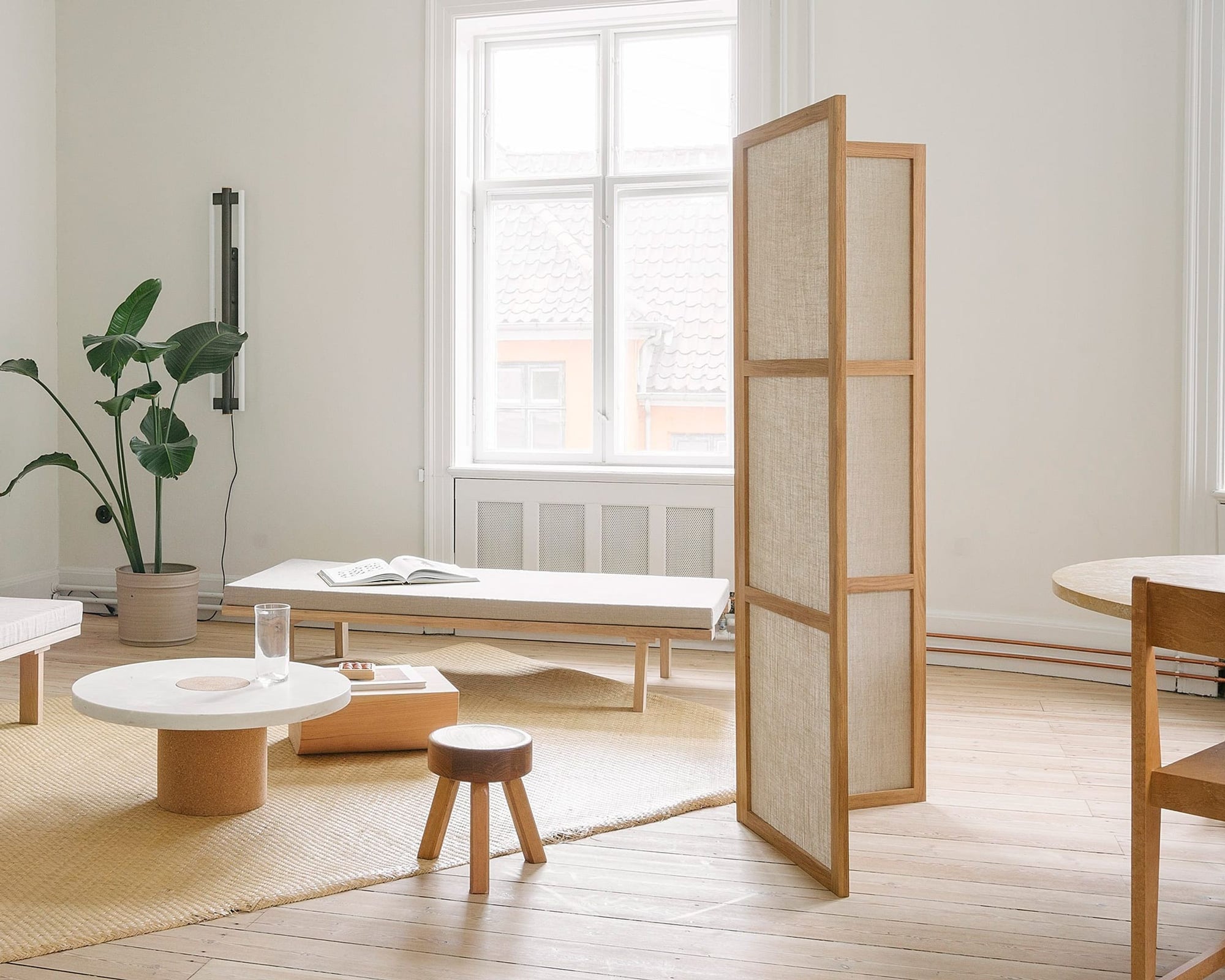 Frame Room Divider | Natural Oak / Linen | One Panel – FRAMA