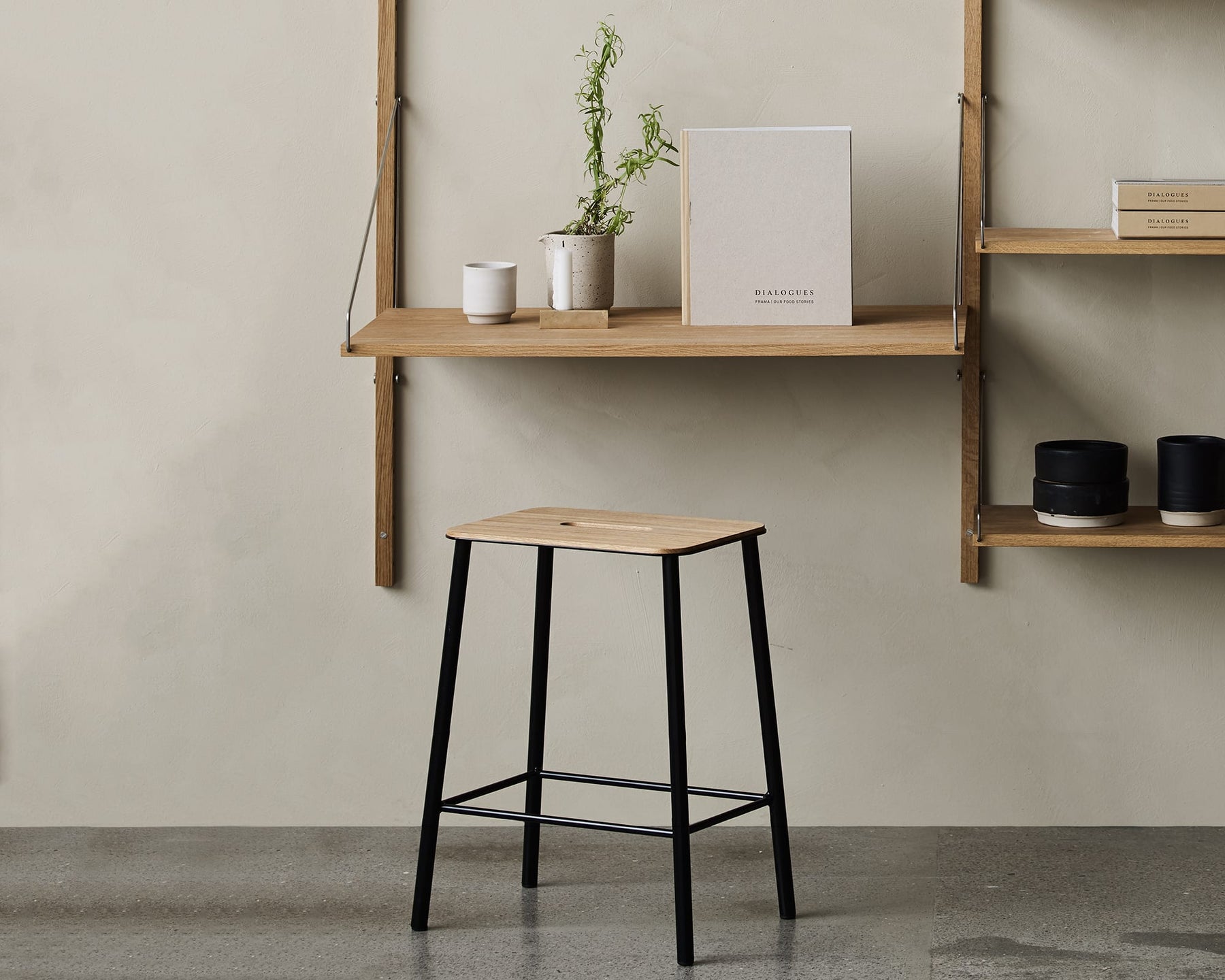 Adam Stool | Black / Oak | H50 – FRAMA