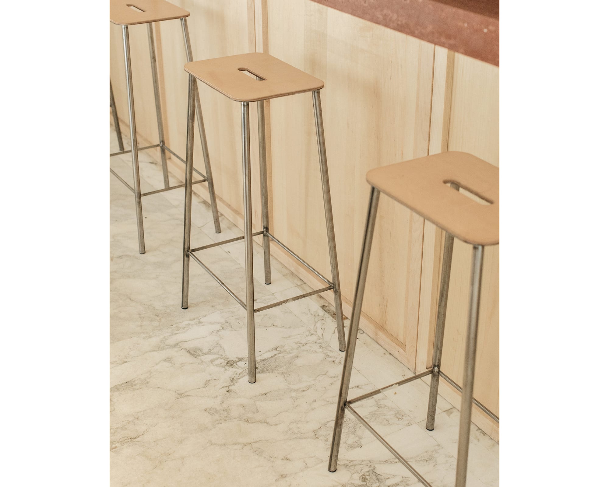 Adam Stool | Raw Steel / Natural Leather | H76 – FRAMA