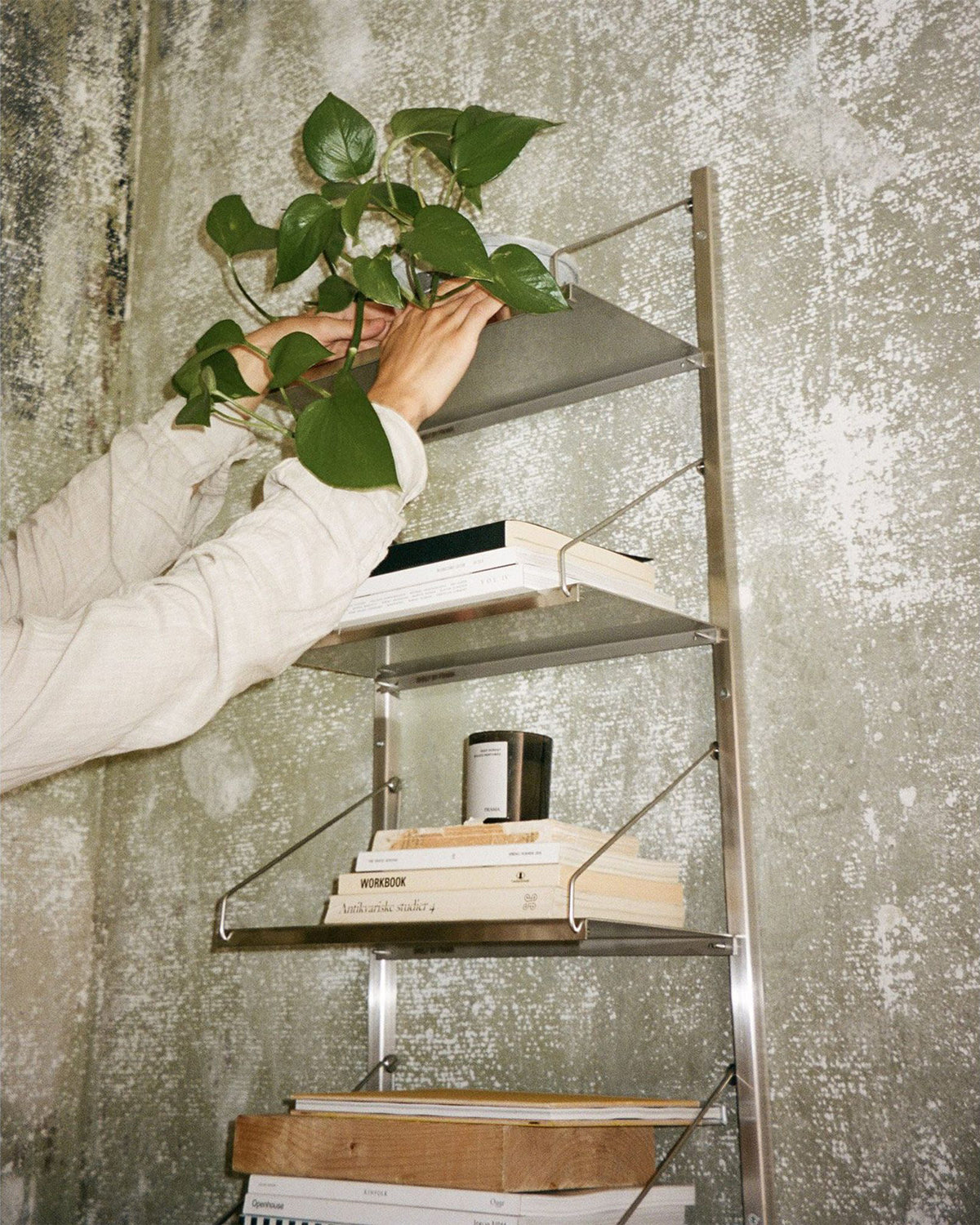 Shelf Library | Design your modular storage solution | FRAMA