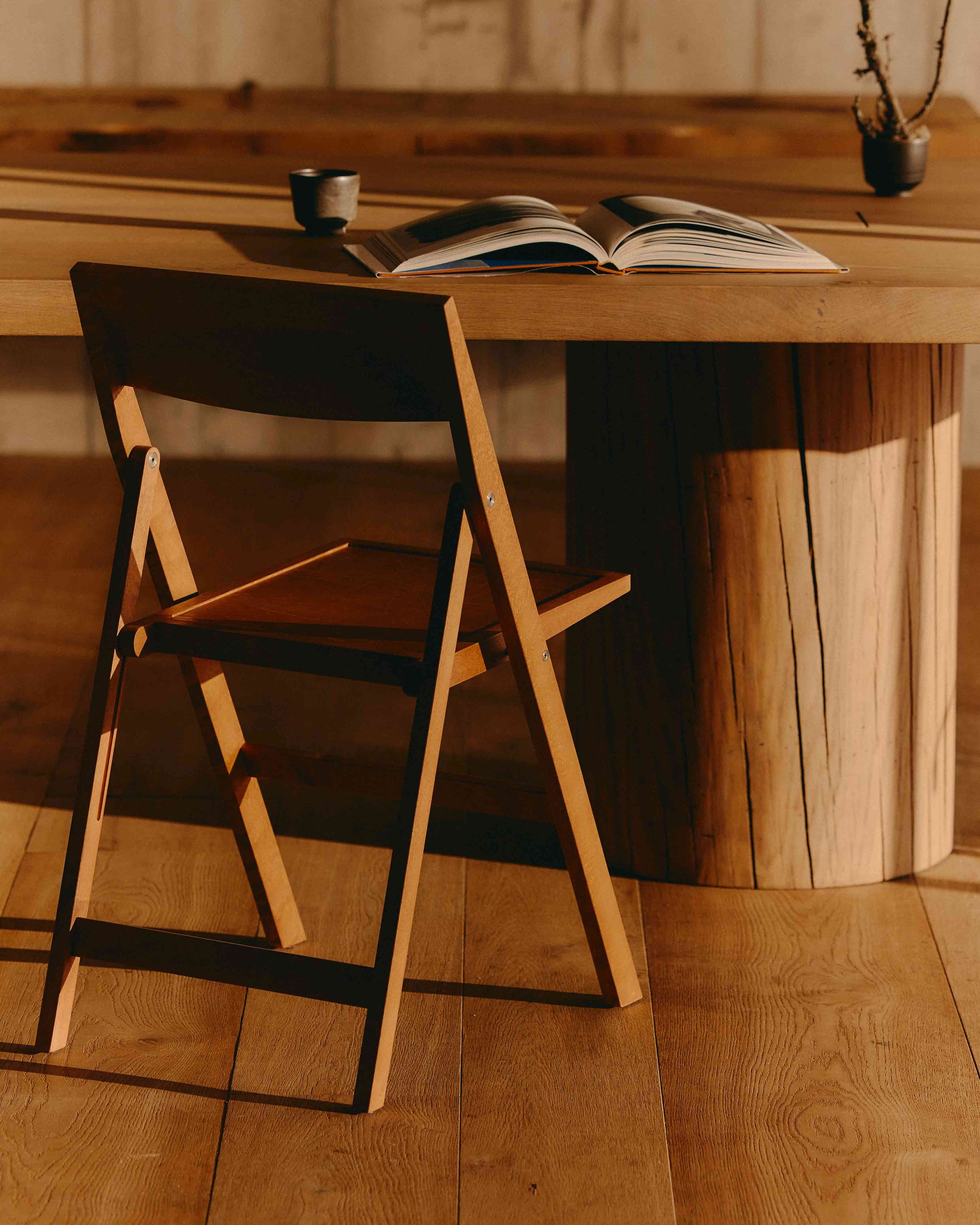Folding Flat Chair | Warm Brown Birch | FRAMA