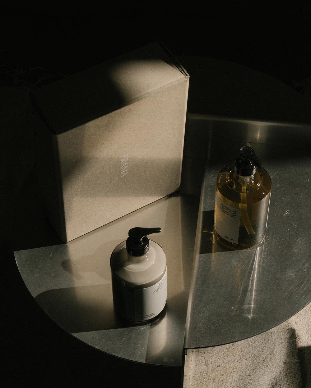 Gift Box: Body Wash + Body Lotion | Herbarium | FRAMA