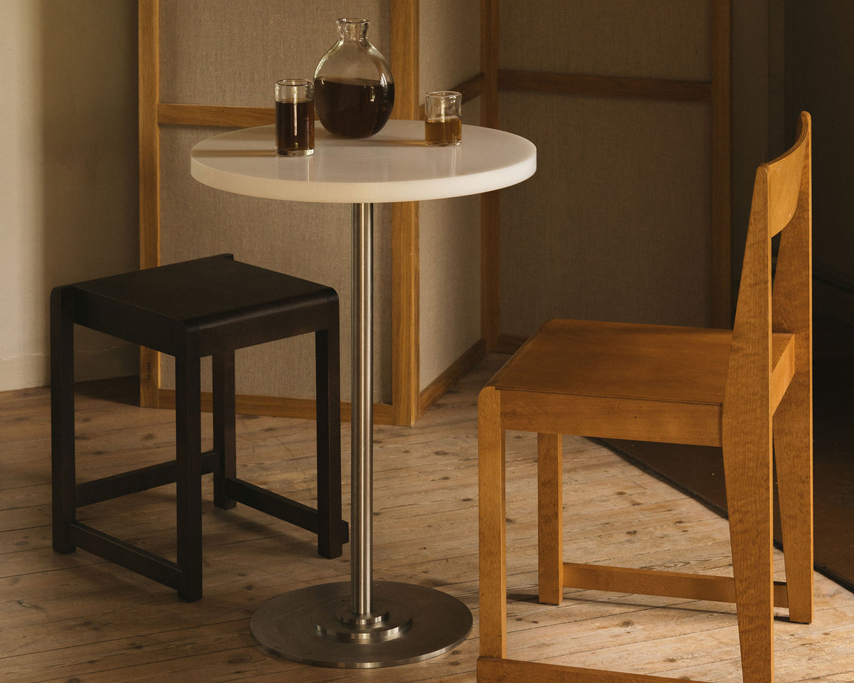 Table 57 | White & Elegant Stainless Steel Details | FRAMA